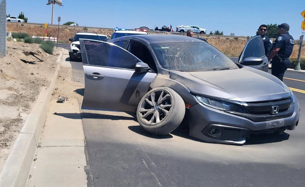 Suspect blows stop signs, crashes into speed limit sign - Manteca Bulletin