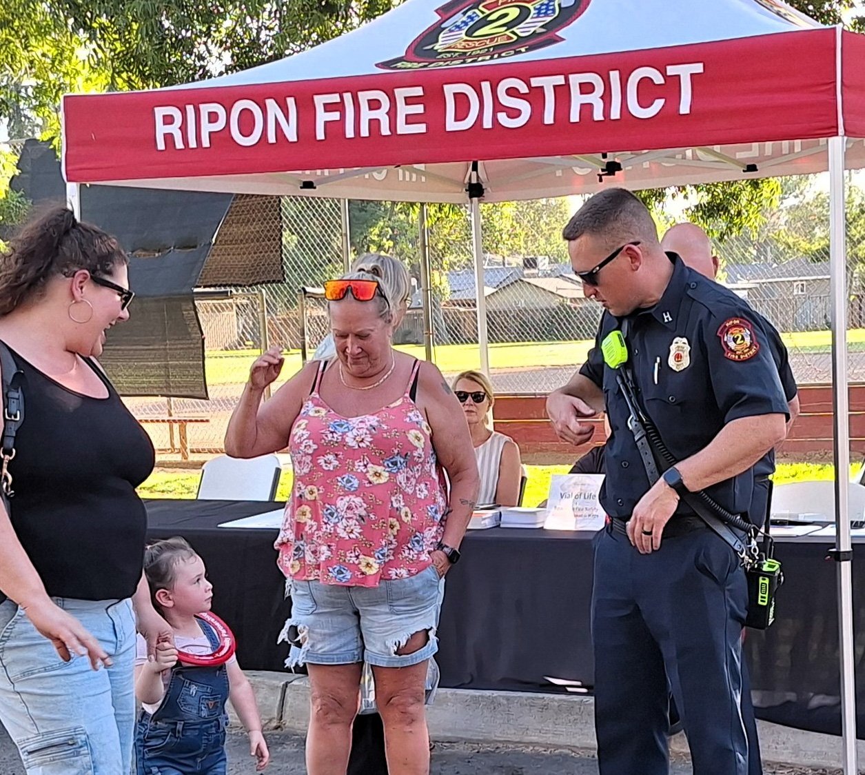 RIPON NATIONAL NIGHT OUT - Manteca Bulletin