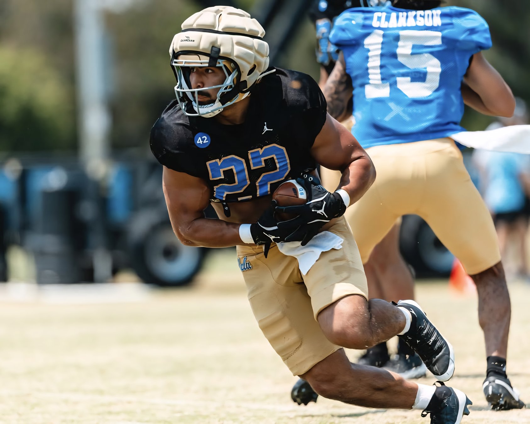 College football is back. Here are some of the locals playing for D-1 ...