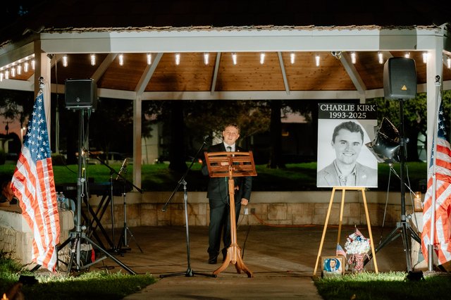Hundreds gather at Stan State for Charlie Kirk vigil - Turlock Journal