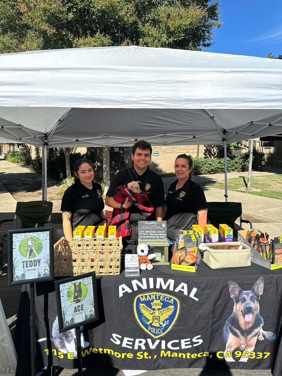 Manteca Animal Services adopt a pet booth at Deaf Puppy Saturday ...