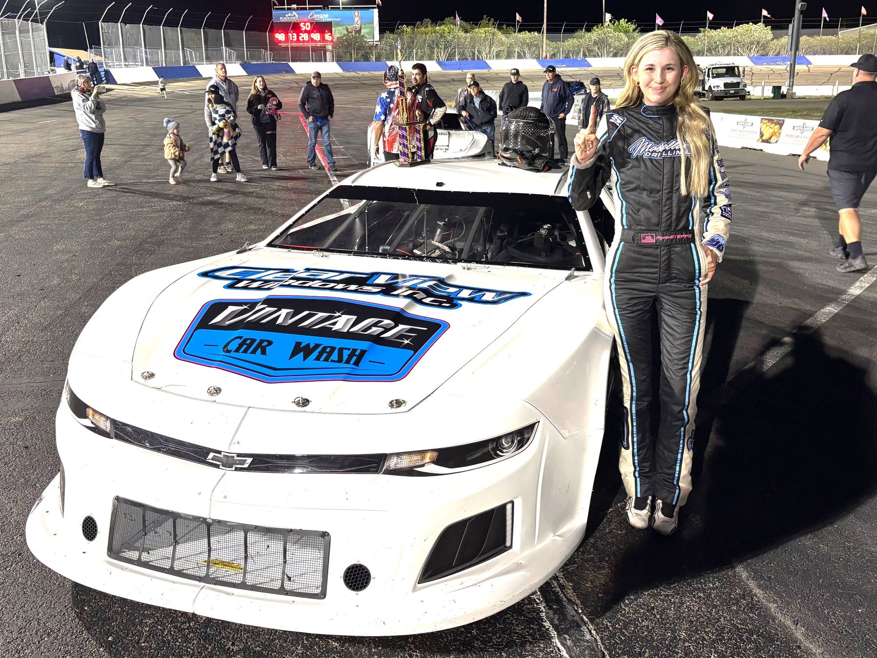 Stepps takes checkered flag at Stockton 99 Speedway - Oakdale Leader