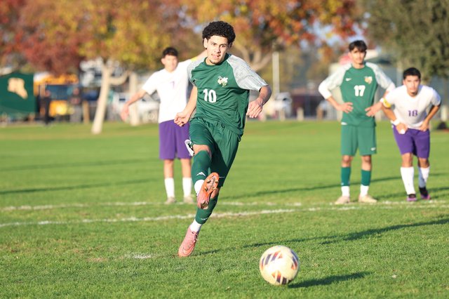 Hilmar boys soccer opens TVL play with win against Orestimba - Turlock ...