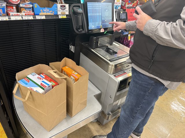 Plastic bag ban, minimum wage hike among new laws for 2026 - Ceres Courier