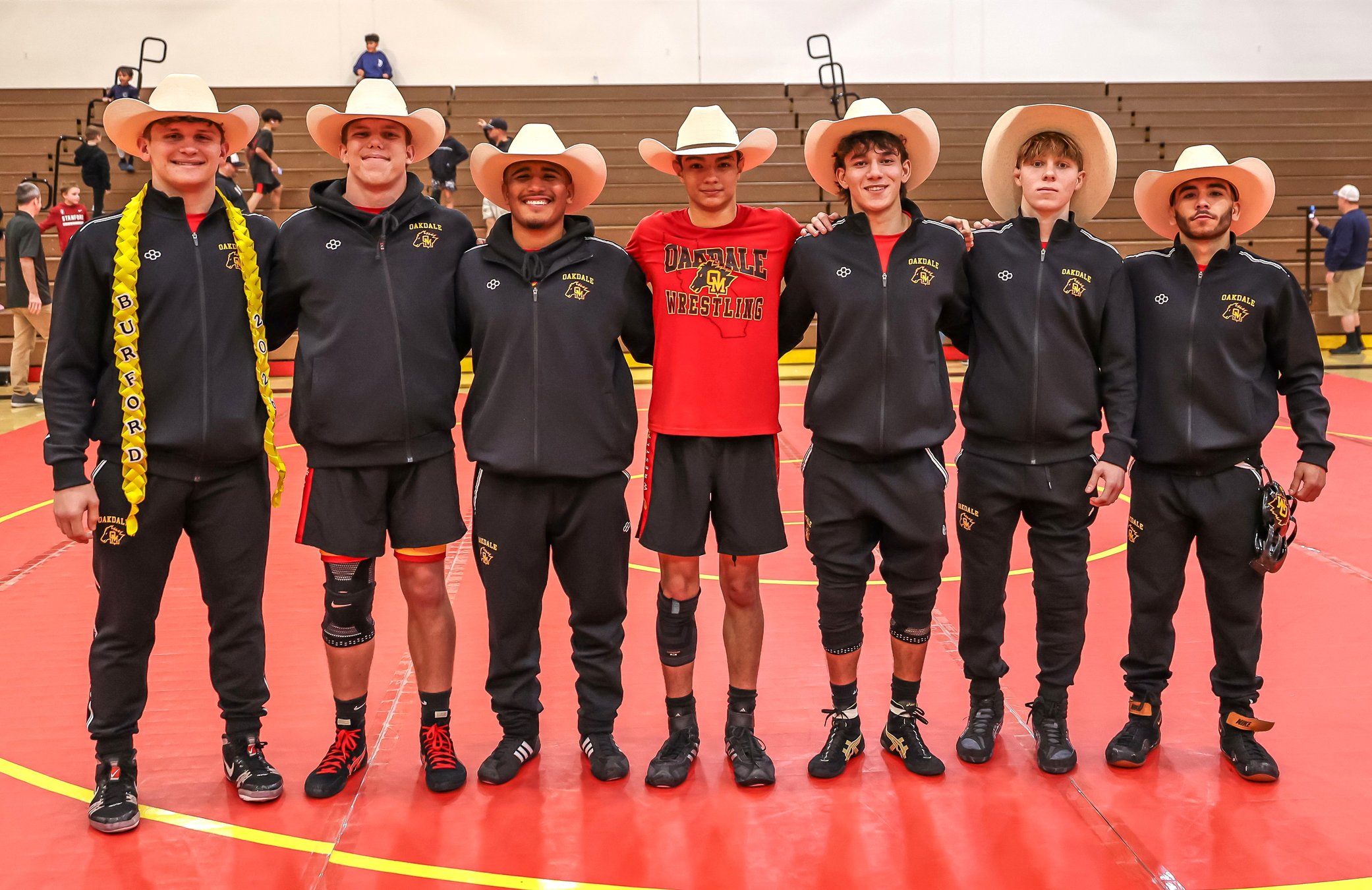 Solid varsity hoops win caps OHS Homecoming - Oakdale Leader