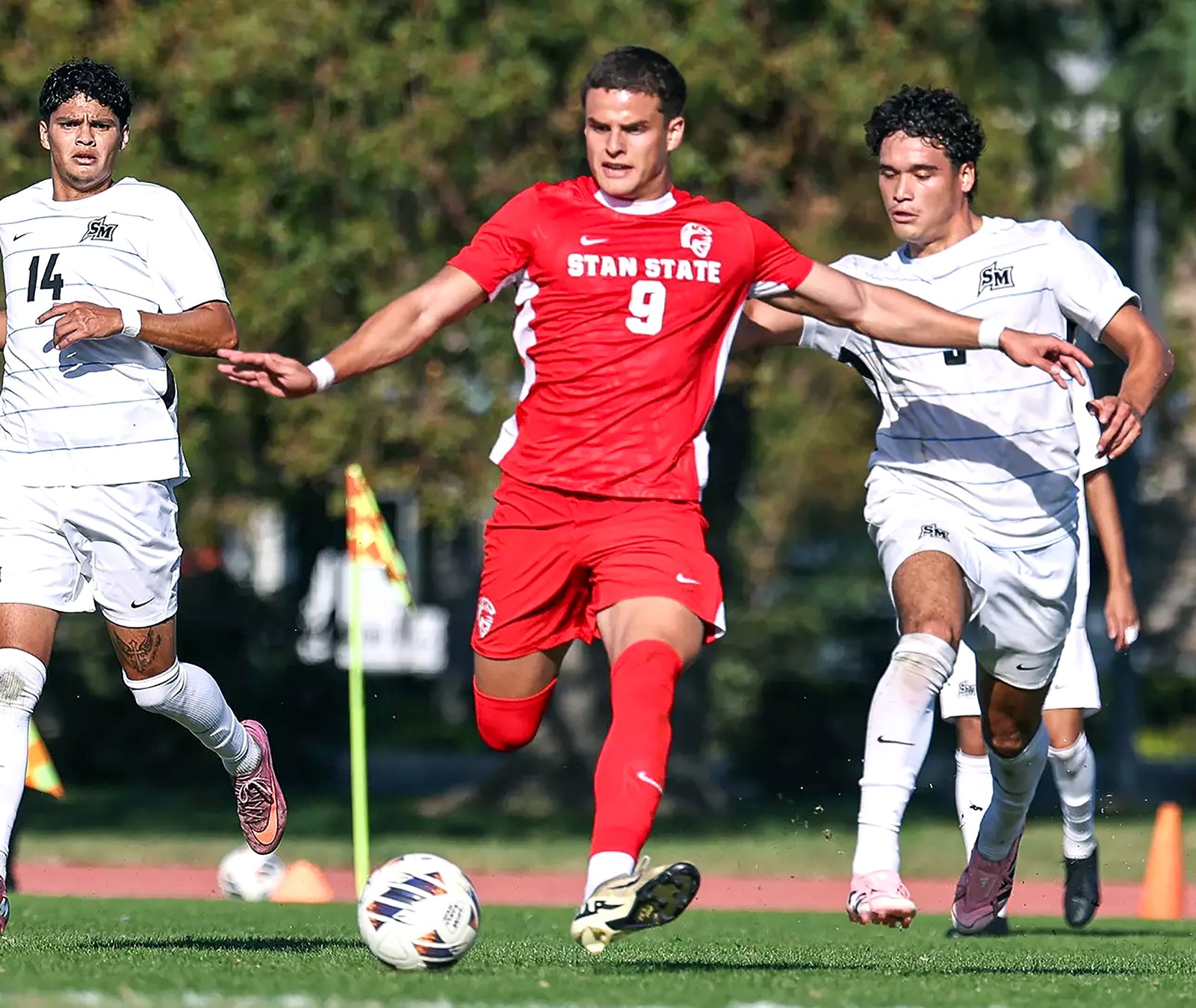 Flores overcomes knee injuries, leads Stan State men’s soccer to new ...