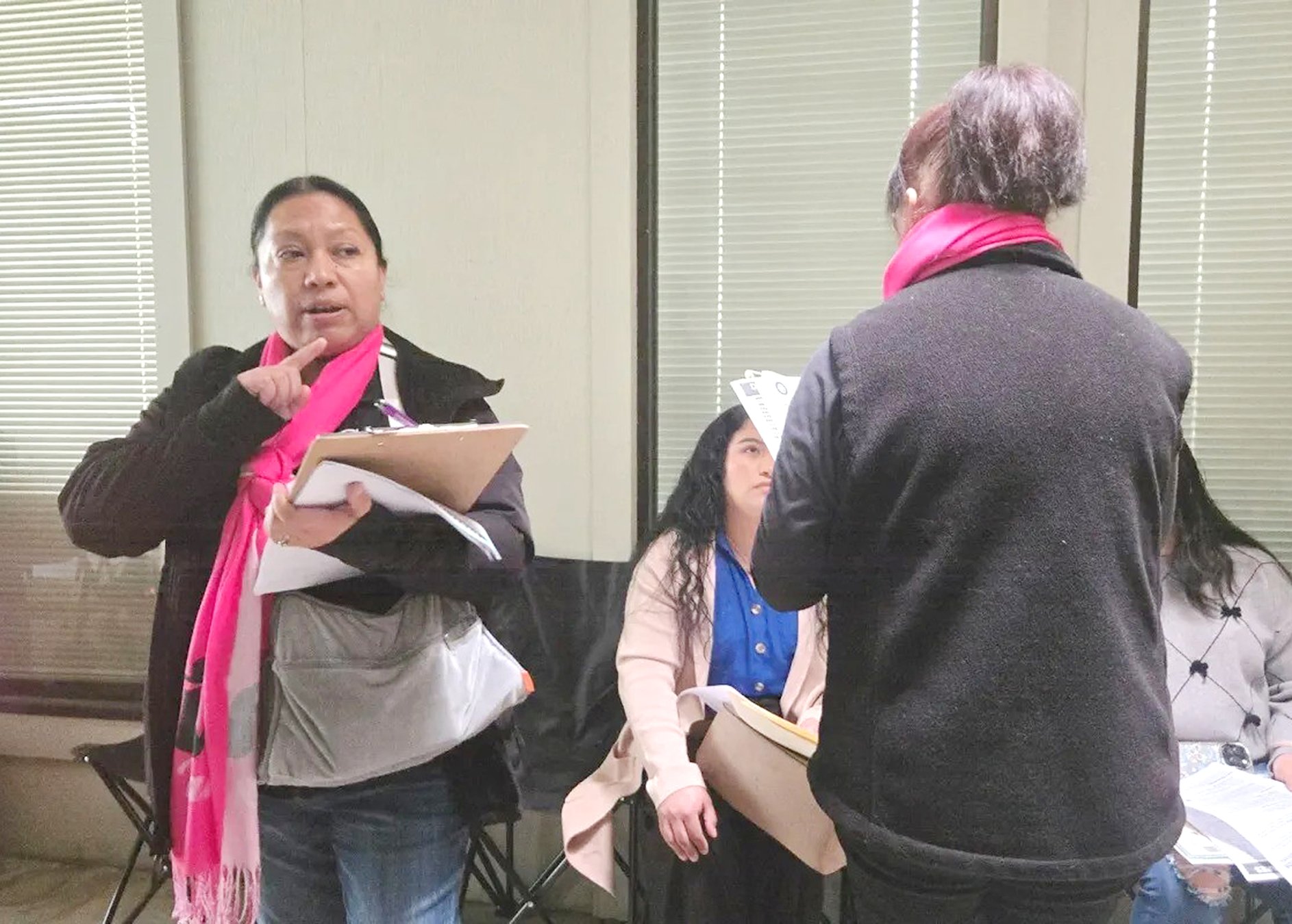 Mexican Consulate comes to Merced to help residents get vital documents ...