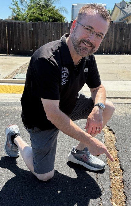 DRIVING ON CRACK(S) AND MANTECA’S STREET FIGHT - Manteca Bulletin